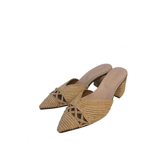 LE MOGADOR | Shoes | New Le Mogador Womens Farah Heel In Nude | Poshmark